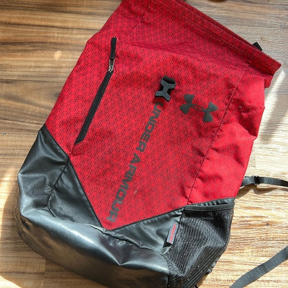 Under Armour | Accessories | Euc Under Armour Roll Top Backpack | Poshmark